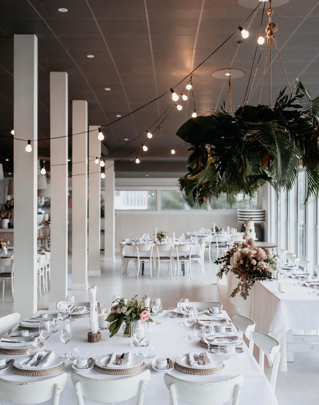 BUSINESS - Branded gifts for corporate and events – Custom Favours